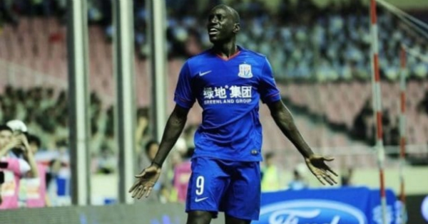 Sénégal: le footballeur Demba Ba victime de racisme en Chine (vidéo ...