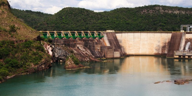 Cameroun. La mini-centrale hydroélectrique de Mbakaou tant attendue ...